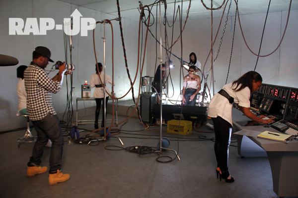 On The Set: Diggy Simmons “Copy, Paste” - Rap Radar