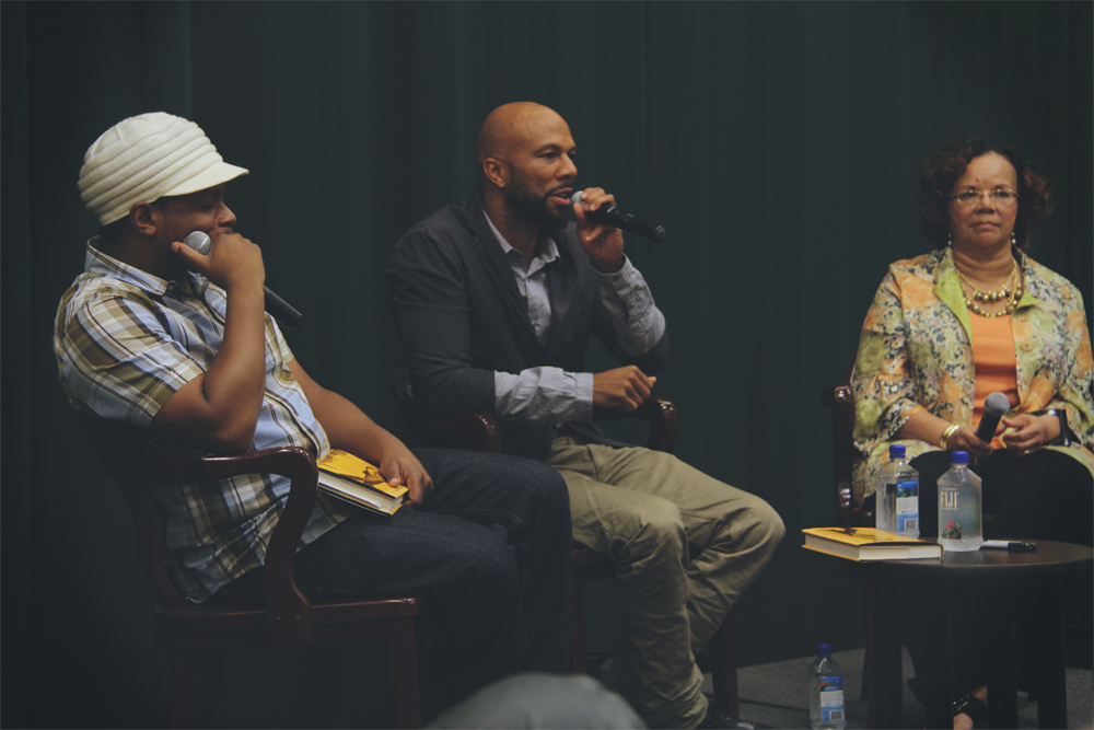 Common Book Signing At Barnes & Noble - Rap Radar