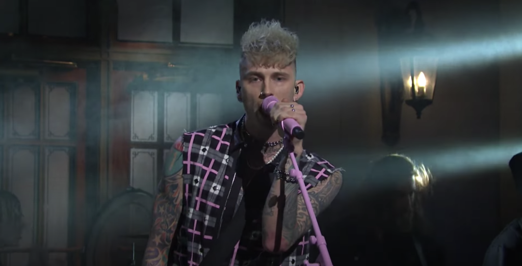 Machine Gun Kelly “My Ex’s Best Friend” + “Lonely” On SNL - Rap Radar