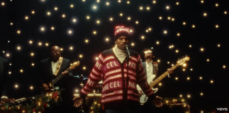 Video: Chris Brown “It’s Giving Christmas” - Rap Radar