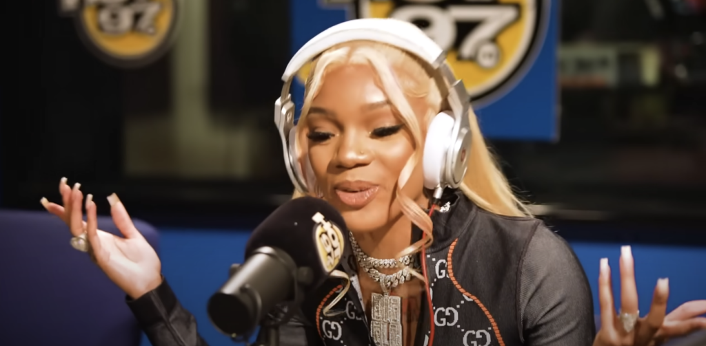 GloRilla Funkmaster Flex Freestyle - Rap Radar